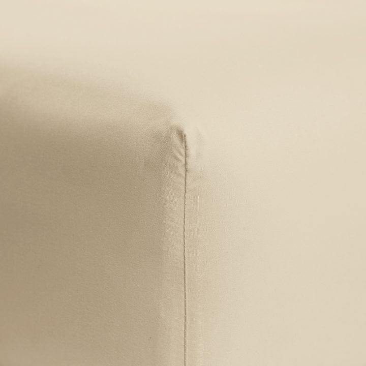 ชุดผ้าปูที่นอน Lotus Attitude รุ่น BASIC : IVORY | Mattress City ประเทศไทย